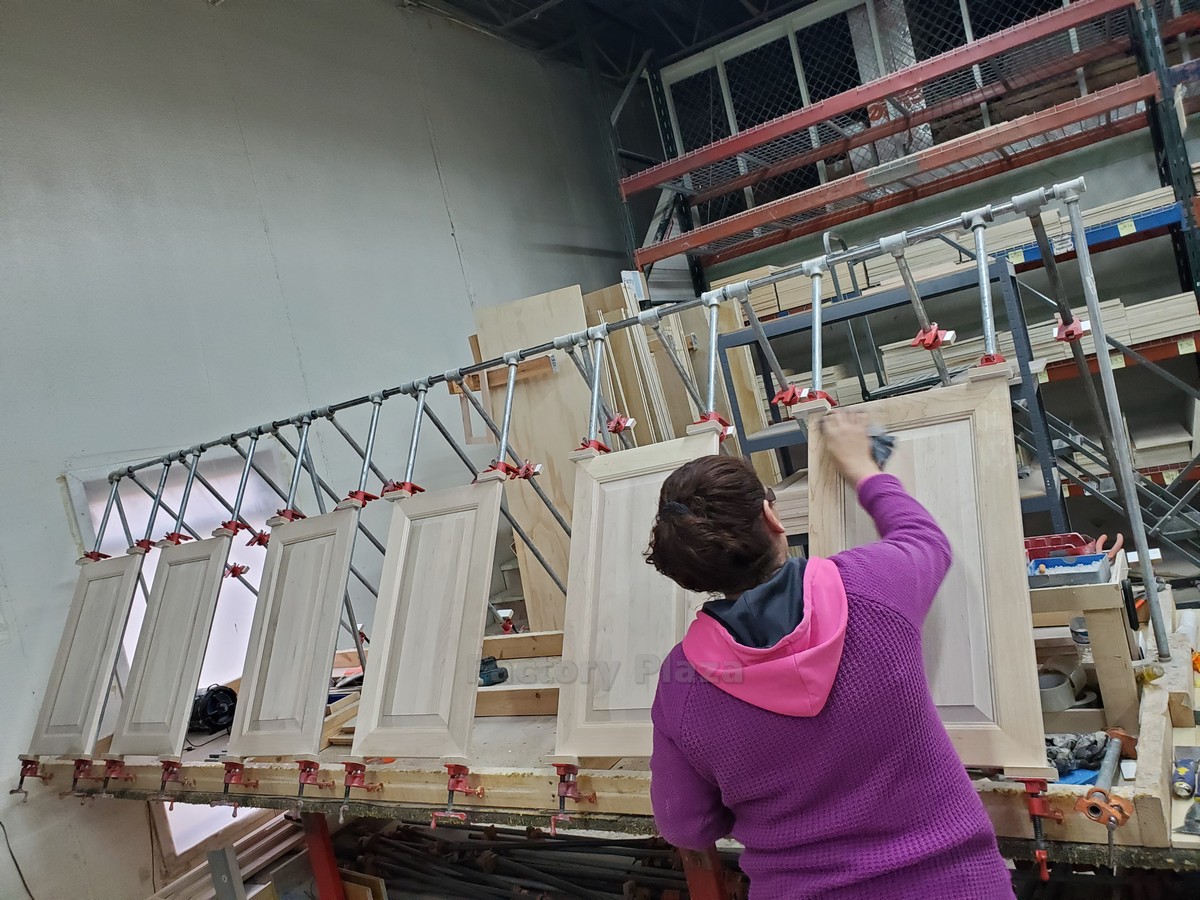 Kitchen Cabinets Factory